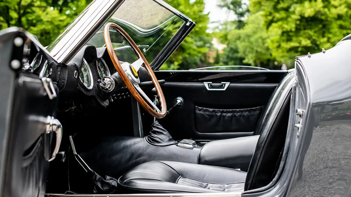 30 років у одного власника: Ferrari 250 GT SWB California Spider був ...
